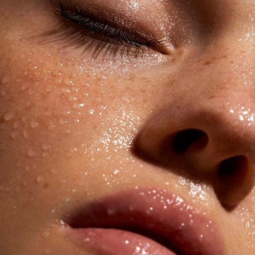 Achieving Clear Skin with Ice Glow's Freezable Serum – ICE GLOW
